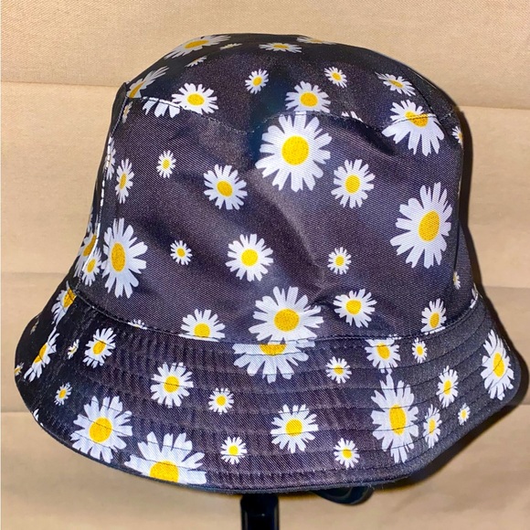 Accessories | Daisy Flower Reversible Bucket Hat | Poshmark